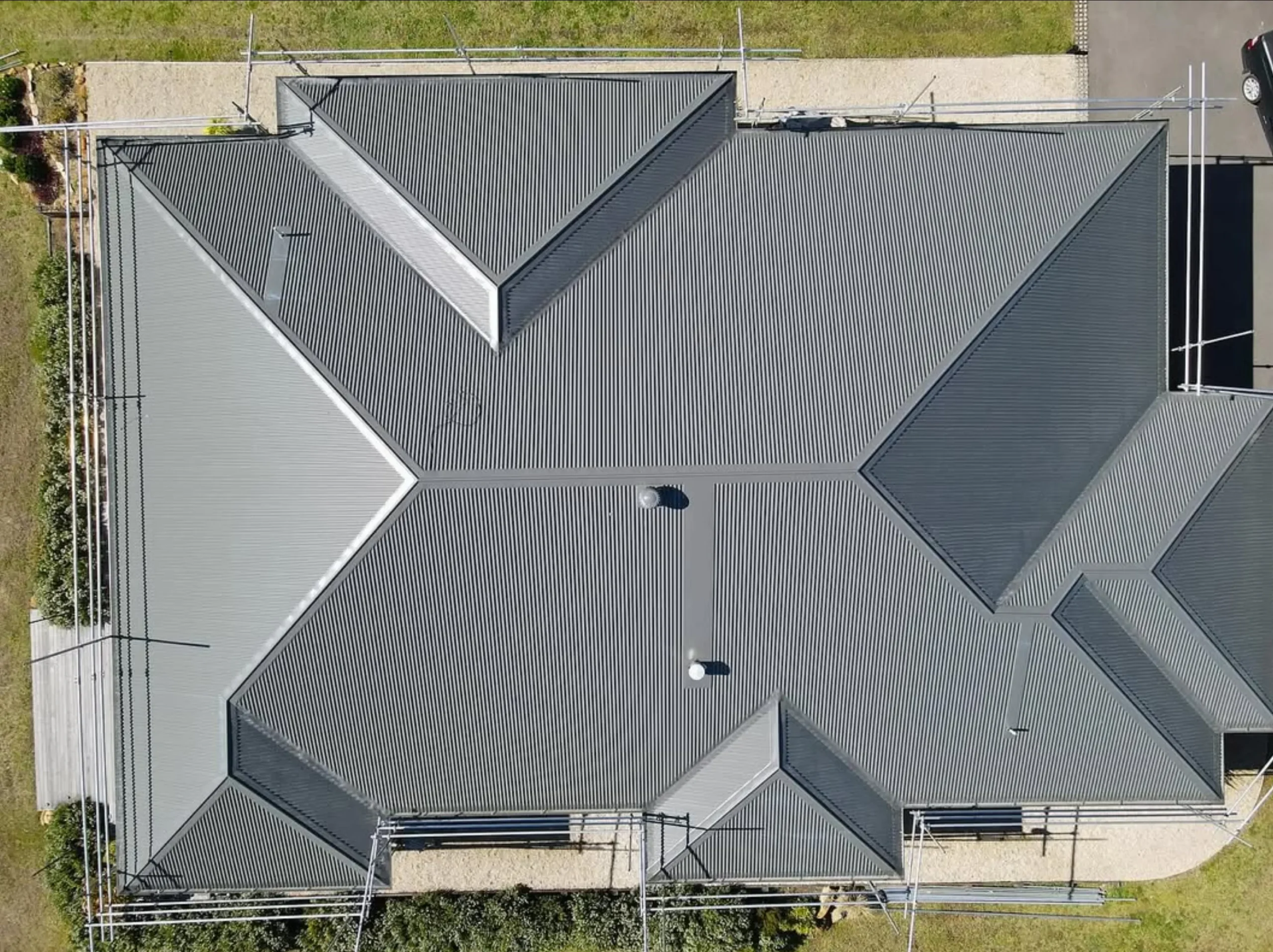 How To Make A Colorbond Roof Look New? - TheIslandLive.com.au